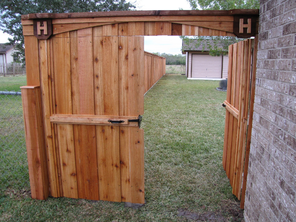 Pedestrian Gates – Hancock Fence & Fabrication