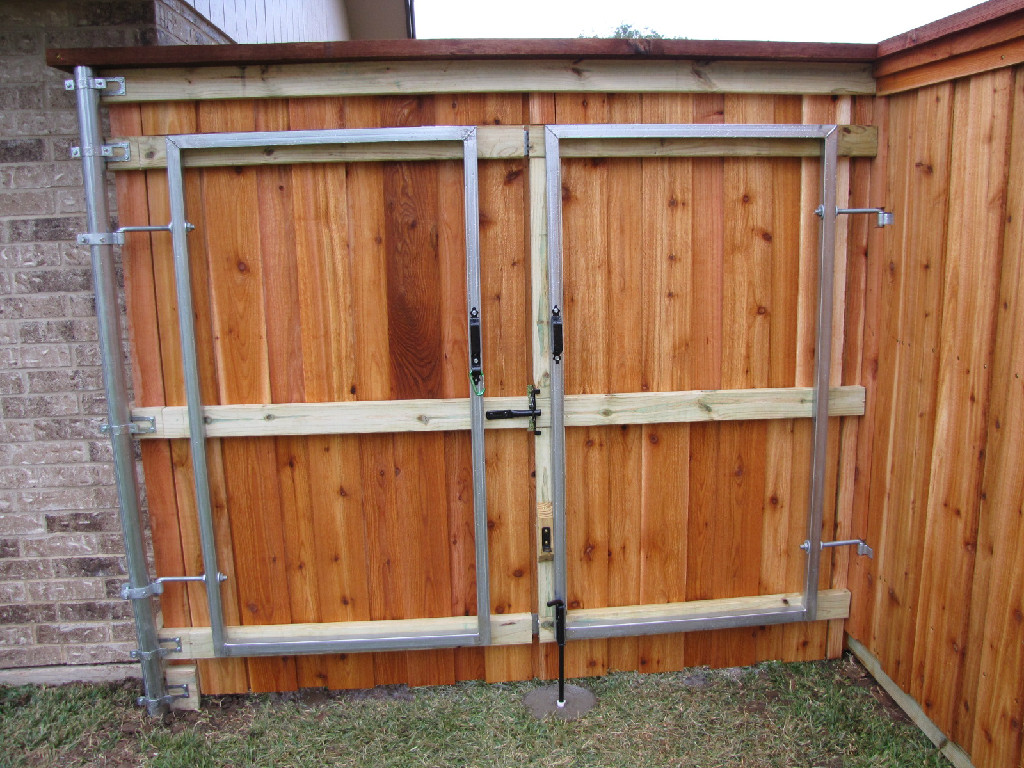 Pedestrian Gates – Hancock Fence & Fabrication